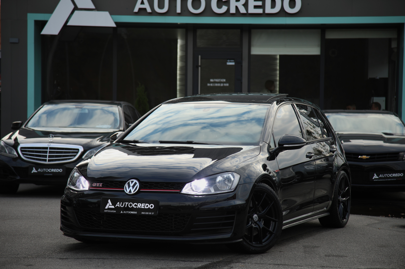 Buy a car Volkswagen Golf GTI 2014 year - AutoCredo