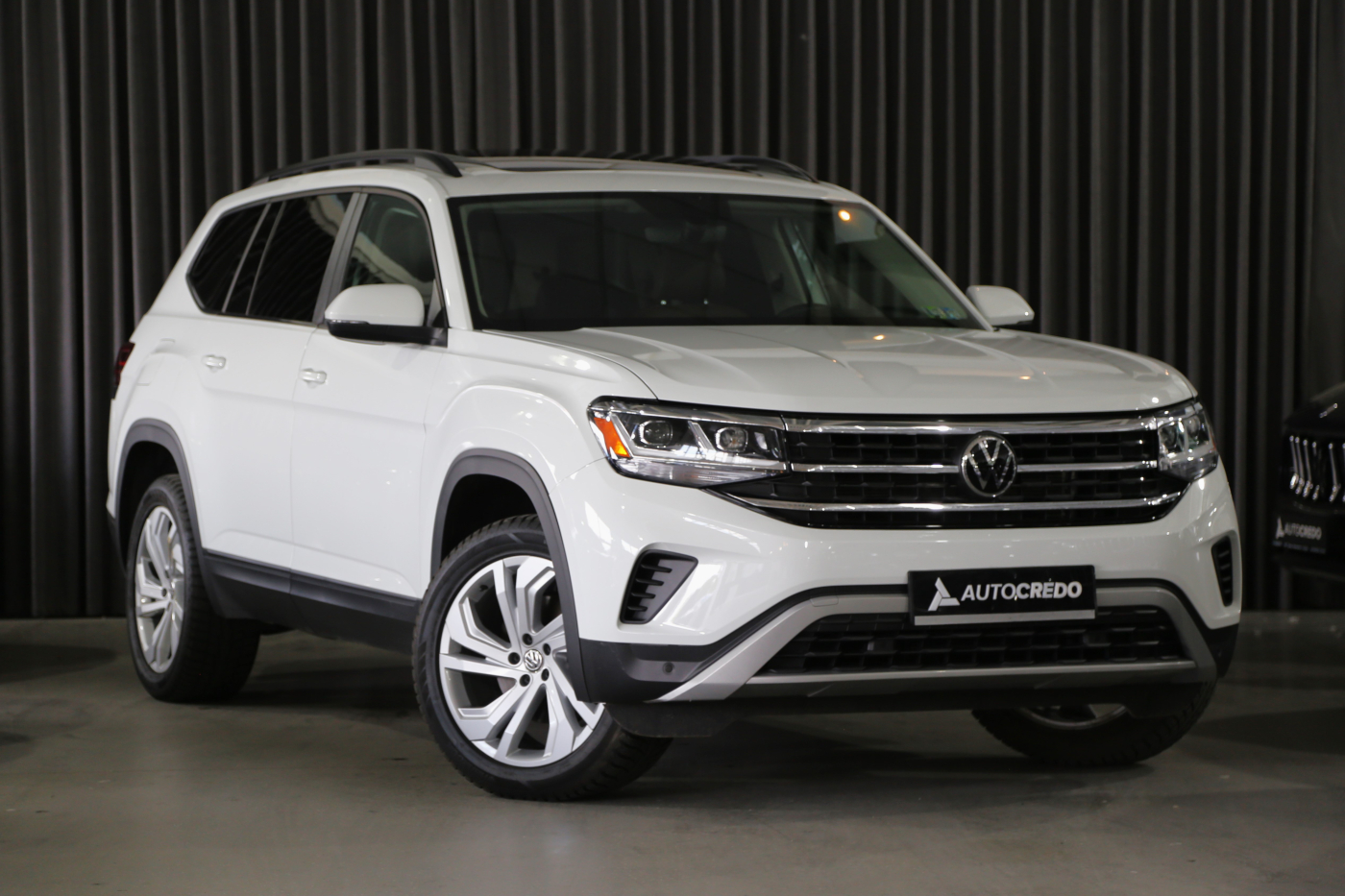 Buy a car Volkswagen Atlas 2020 year - AutoCredo