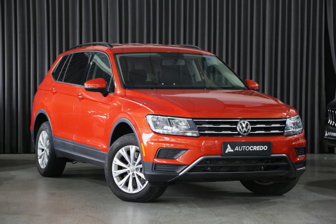 Buy a car Volkswagen Tiguan 2019 year - AutoCredo